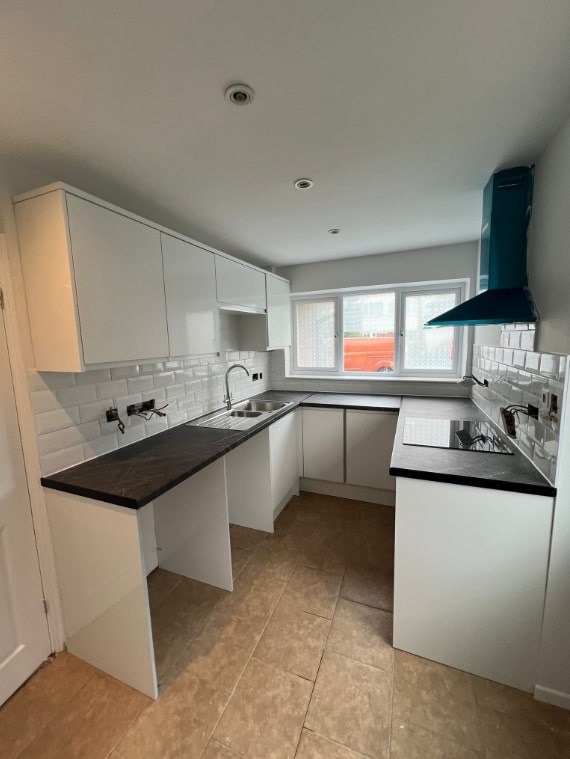 Johnson Carpentry and Finishing – Carpentry, Building & Plastering